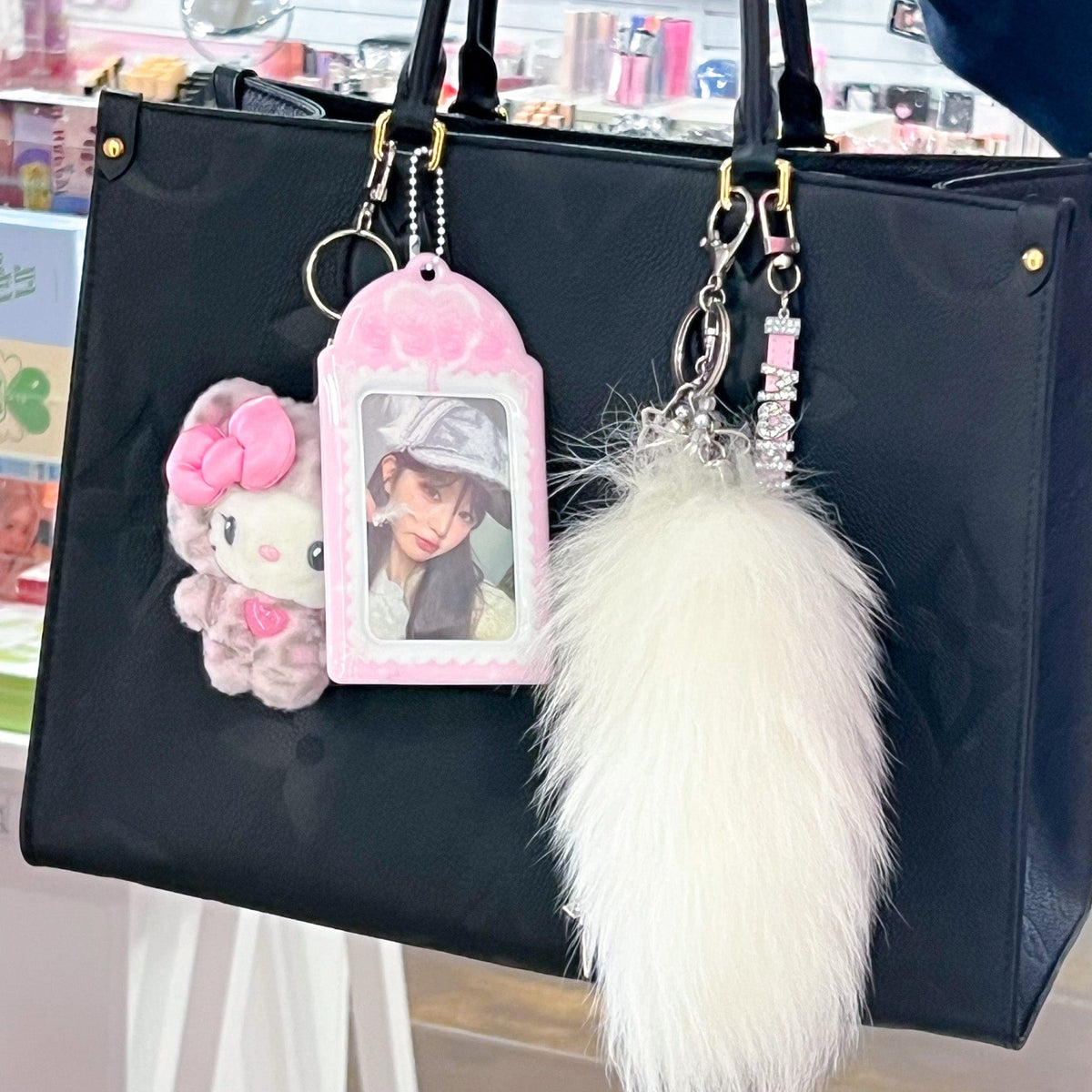 MINS STUDIOS Doki Doki Card Holder – Mins Studios